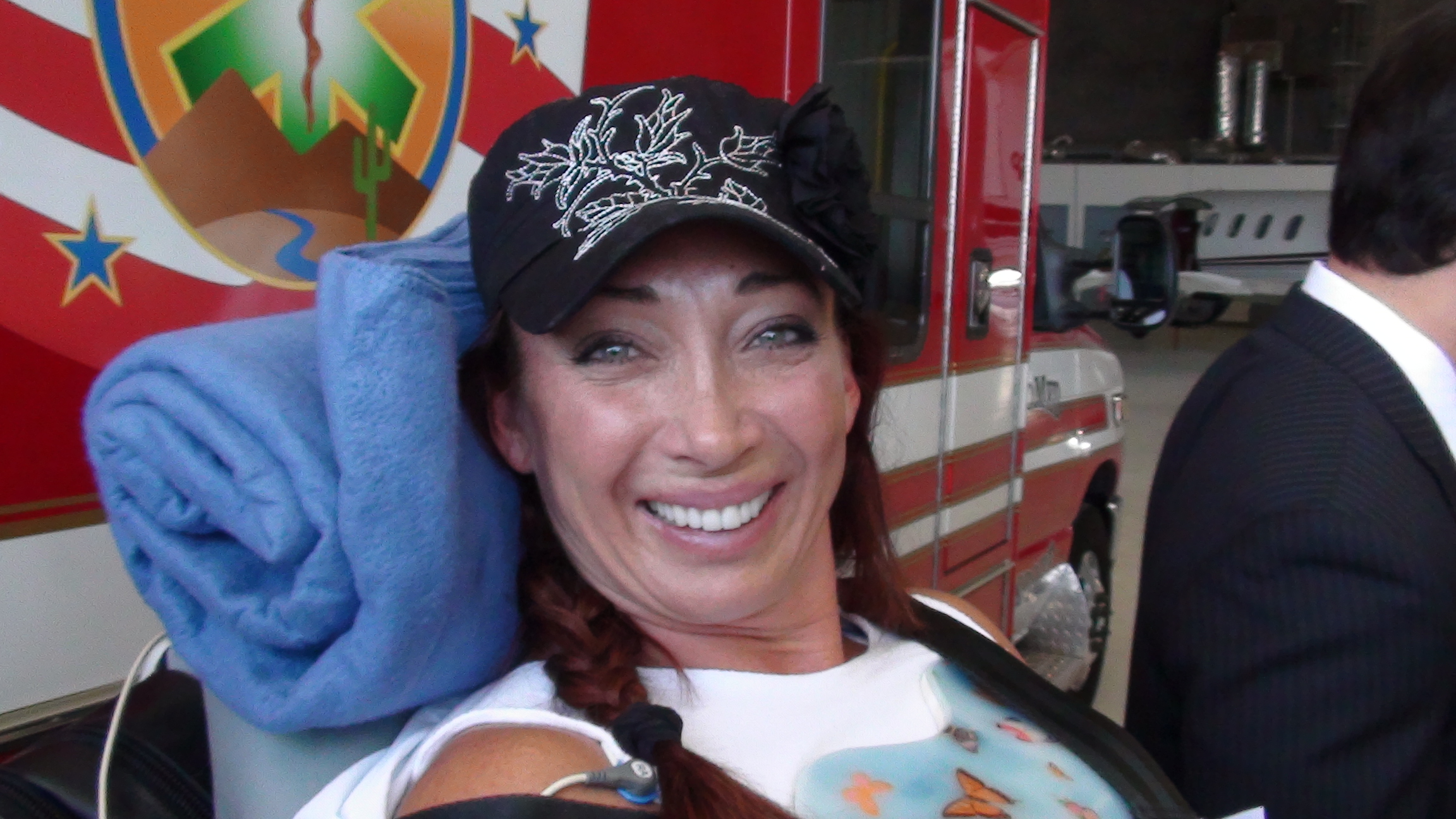 Video: Amy Van Dyken Addresses Media Before Boarding Plane To Colorado ...