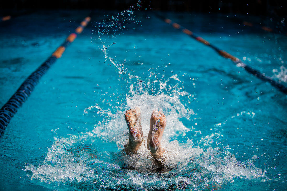 Commit Swimming: A Focused Approach Makes for a Fast Flipturn ...