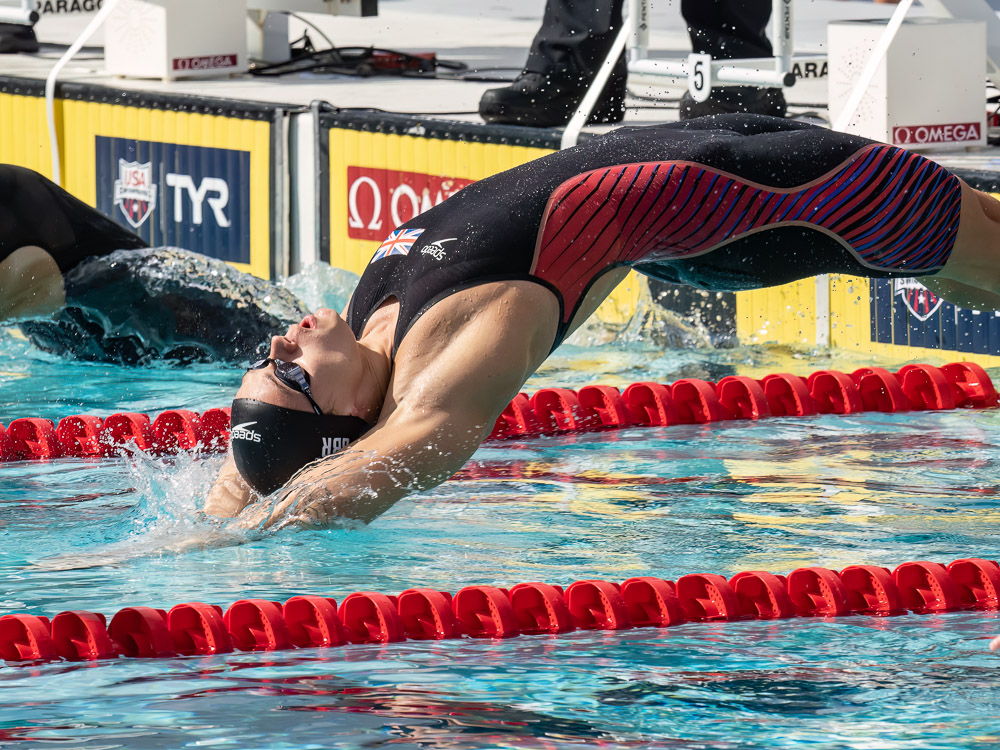 Lauren Cox Breaks British Record in 50 Backstroke