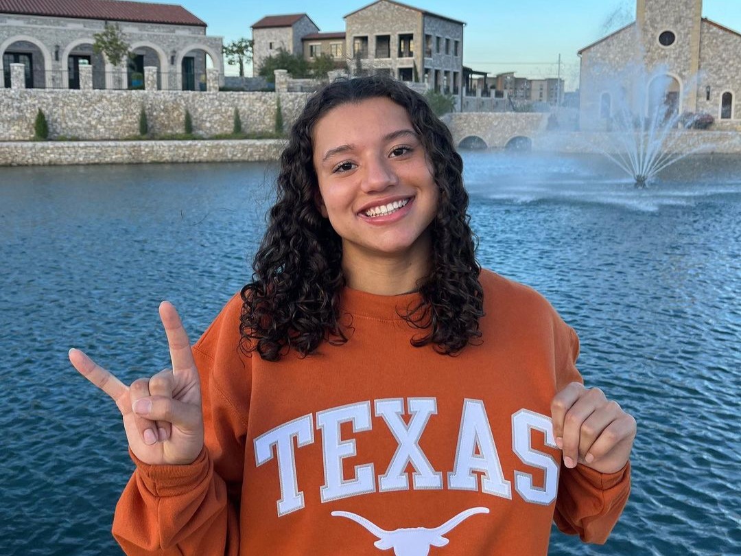 Longhorns Keep Avery Collins, Ella Mongenel In The Lone Star State For ...