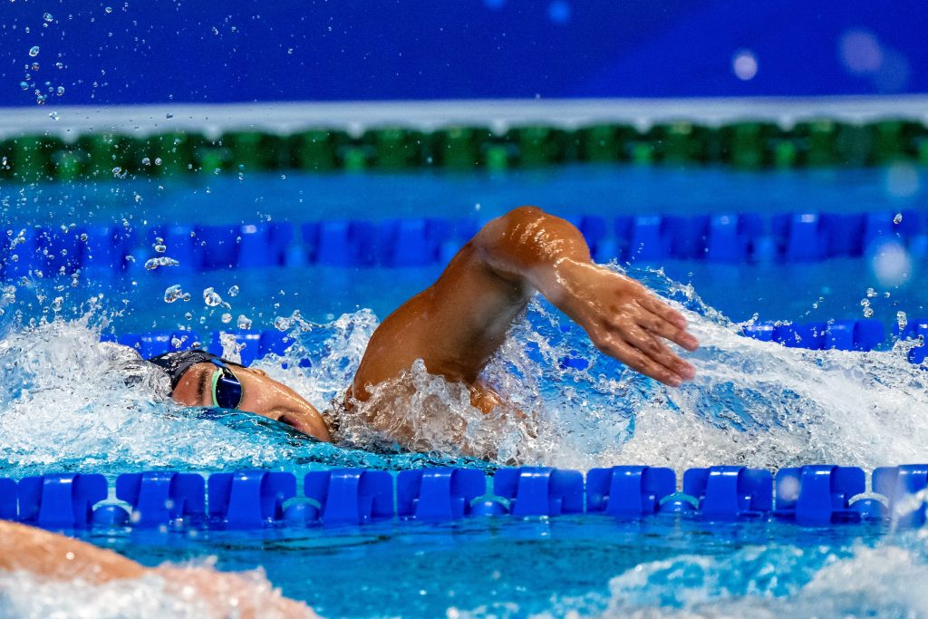 Maria Fernanda Costa 800 Free Record Sets 18-Strong Brazil Team