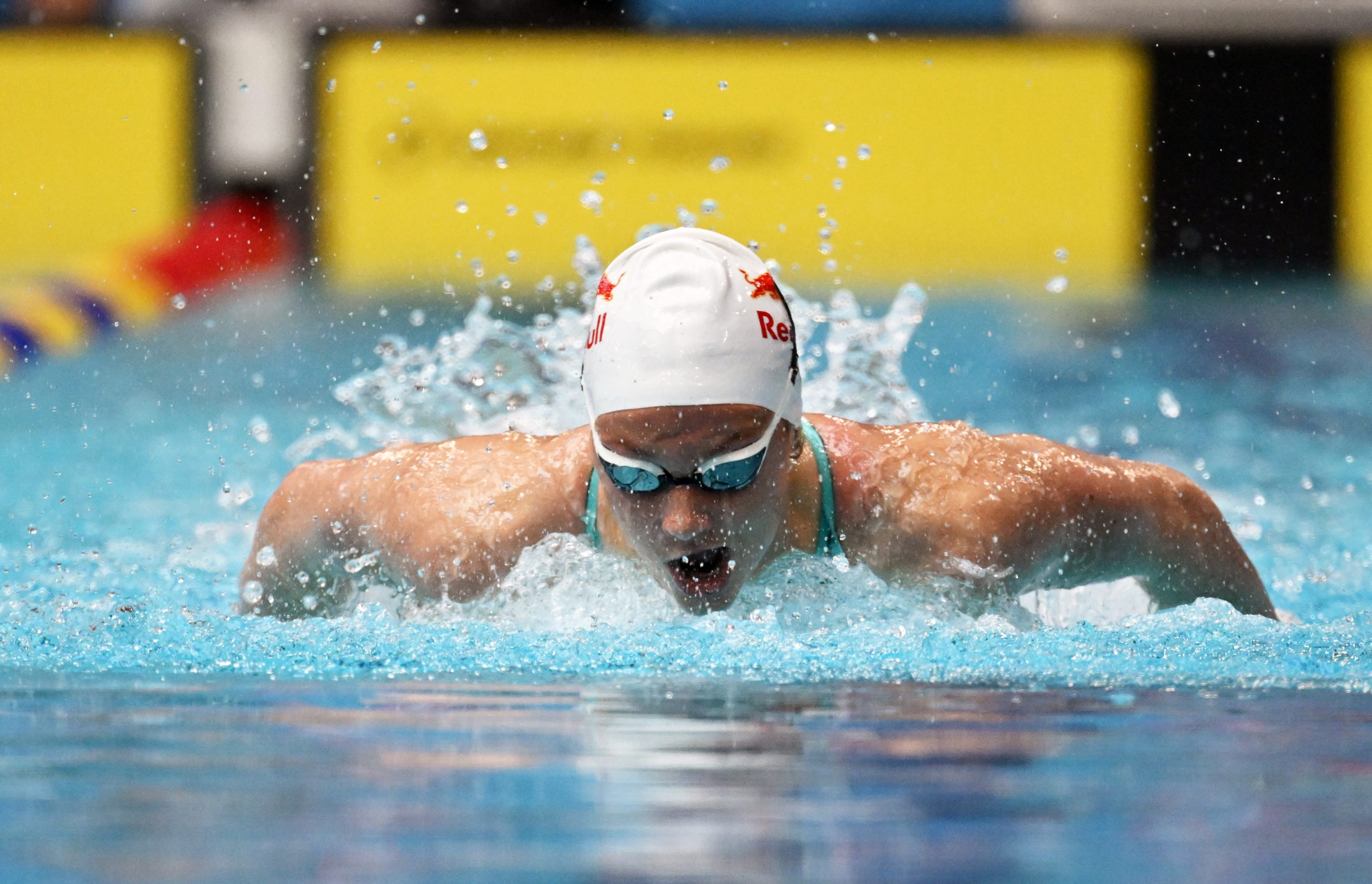 Summer McIntosh Blasts U.S. Open Record in 200 Fly